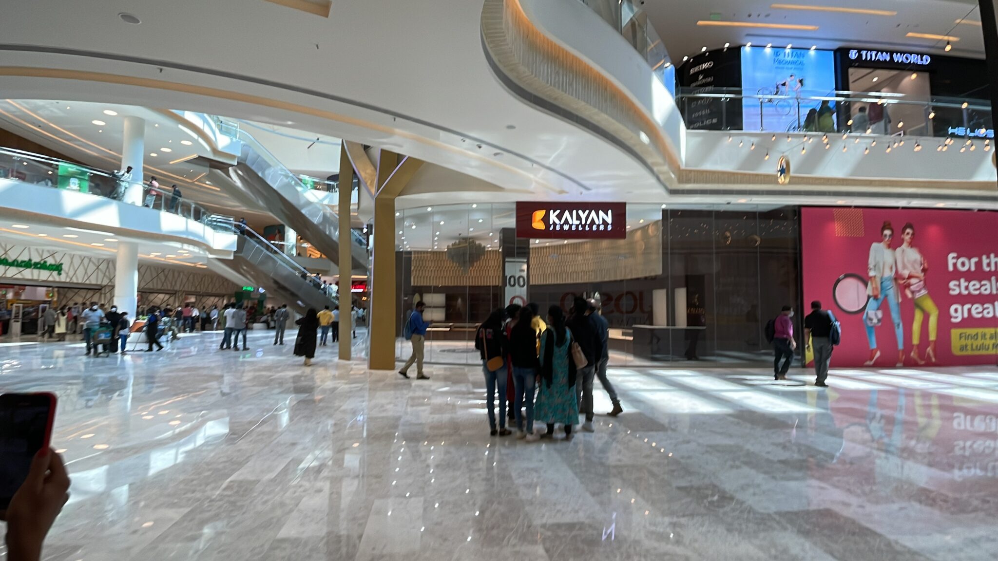 Lulu Mall Trivandrum - Travel Techies